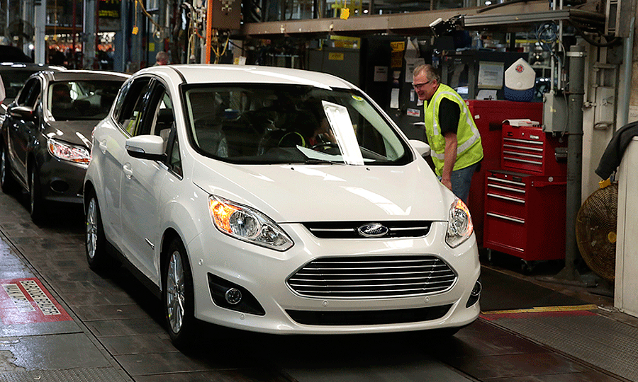 Automakers close out 2012 strong as Dec. volume rises 9%; SAAR reaches ...