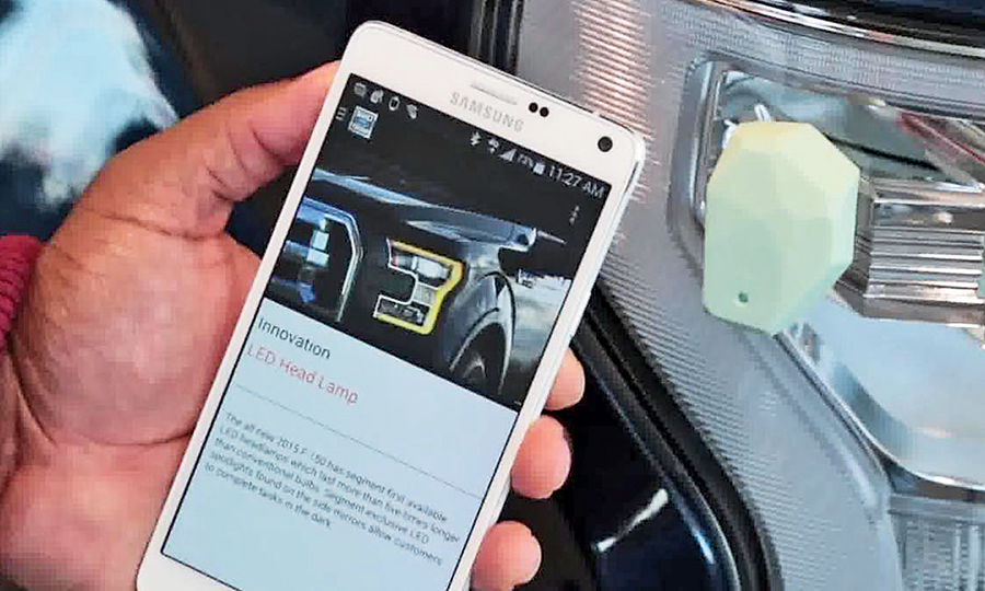 Beacons help brands target consumers on the show floor | Automotive News
