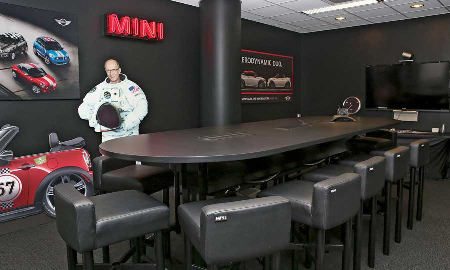 Goofy ads, variants help Mini rule its own little world | Automotive News