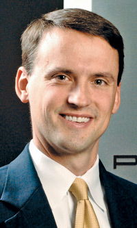 Porsche lures outsiders, too, to Panamera | Automotive News