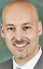 Lithia launches pay plan to retain top store managers | Automotive News