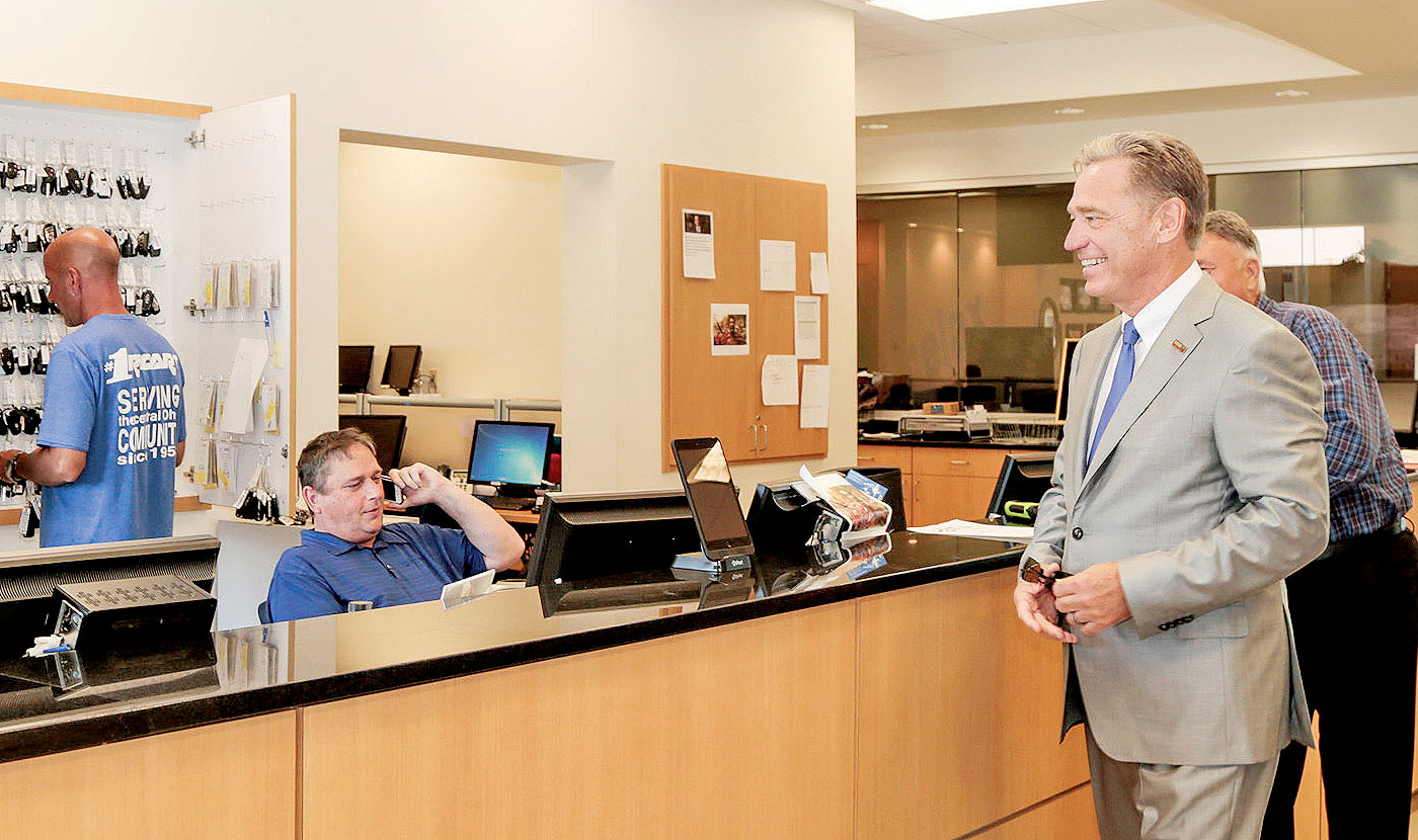 Ohio car dealer Rhett Ricart put staff first, taught them to make the ...