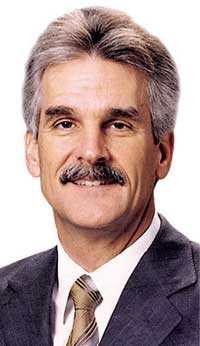 Ally fights lenders for floorplan share | Automotive News