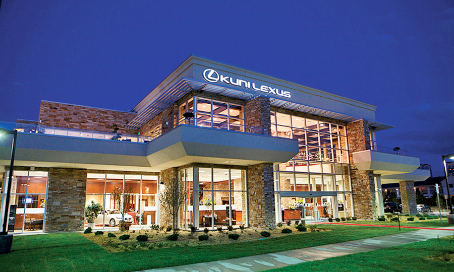 Kuni Lexus offers buyers the lap of luxury | Automotive News