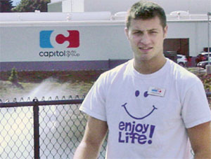 Oregon store focuses on family-centered culture | Automotive News