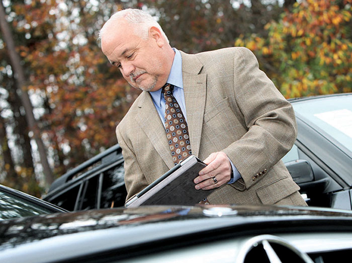 Virtually, dealers buy used cars | Automotive News