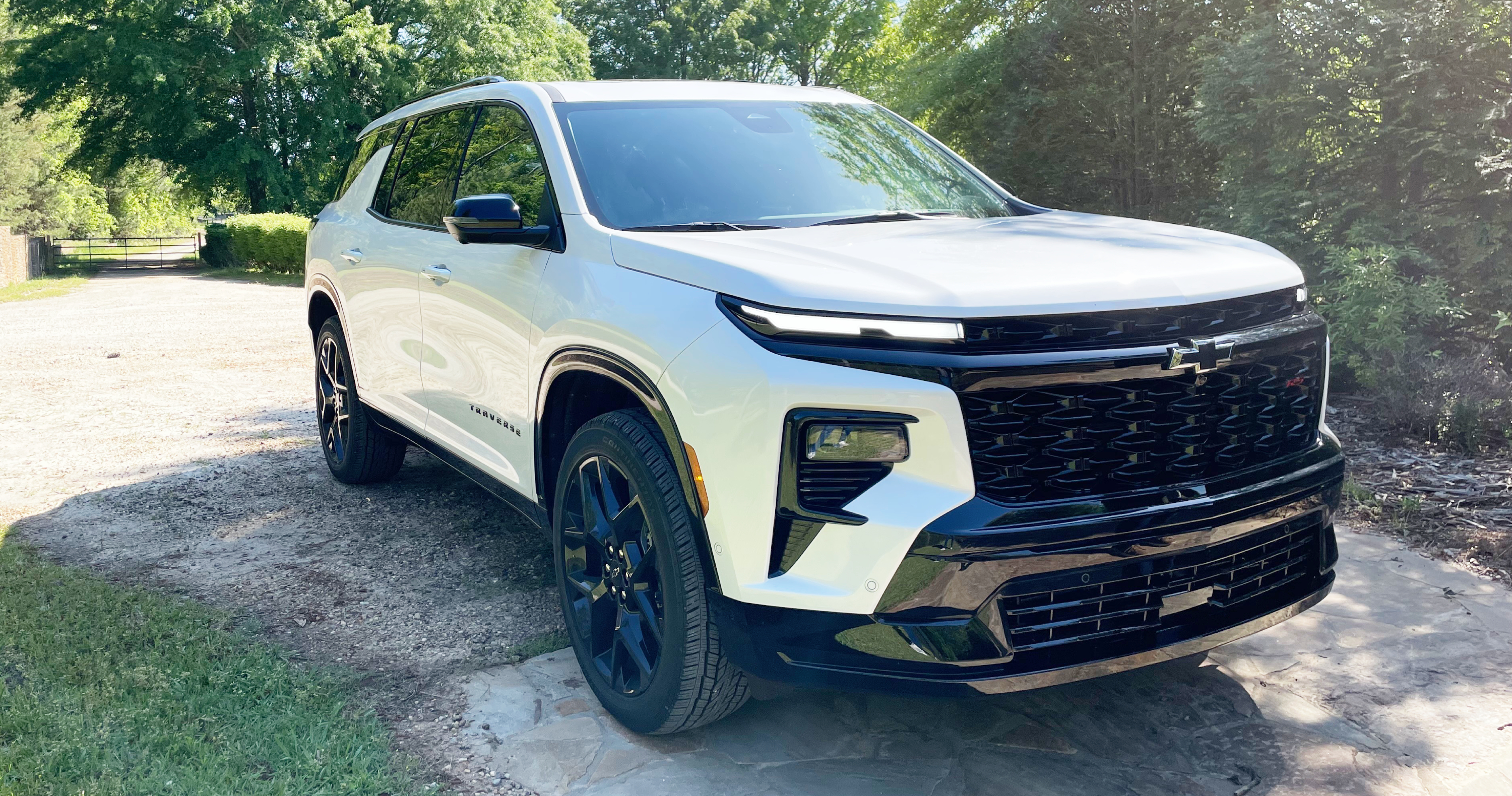 2024 Chevy Traverse is more Tahoe than minivan alternative | Automotive ...