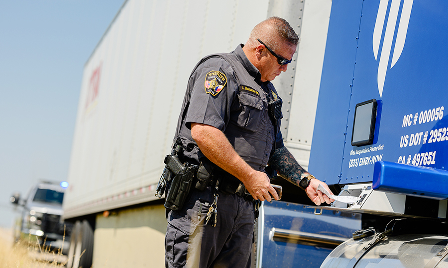 Figuring out the autonomous vehicle and police mix | Automotive News