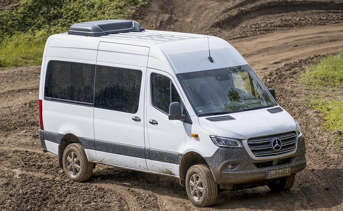 2023 Mercedes-Benz Sprinter photo gallery
