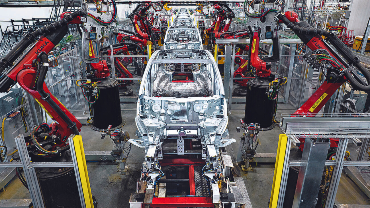 Tesla shifts focus from advanced manufacturing to self driving ...