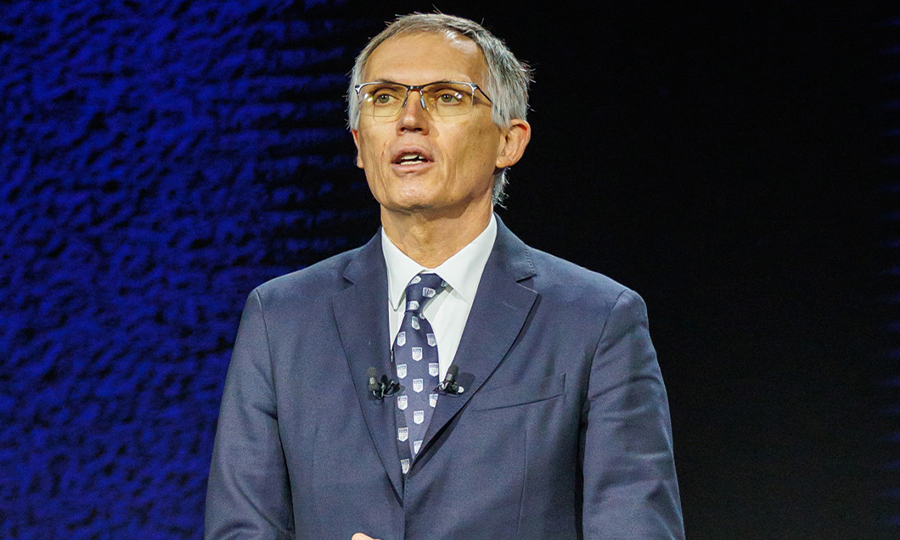 Stellantis CEO Carlos Tavares describes how he instilled startup speed ...