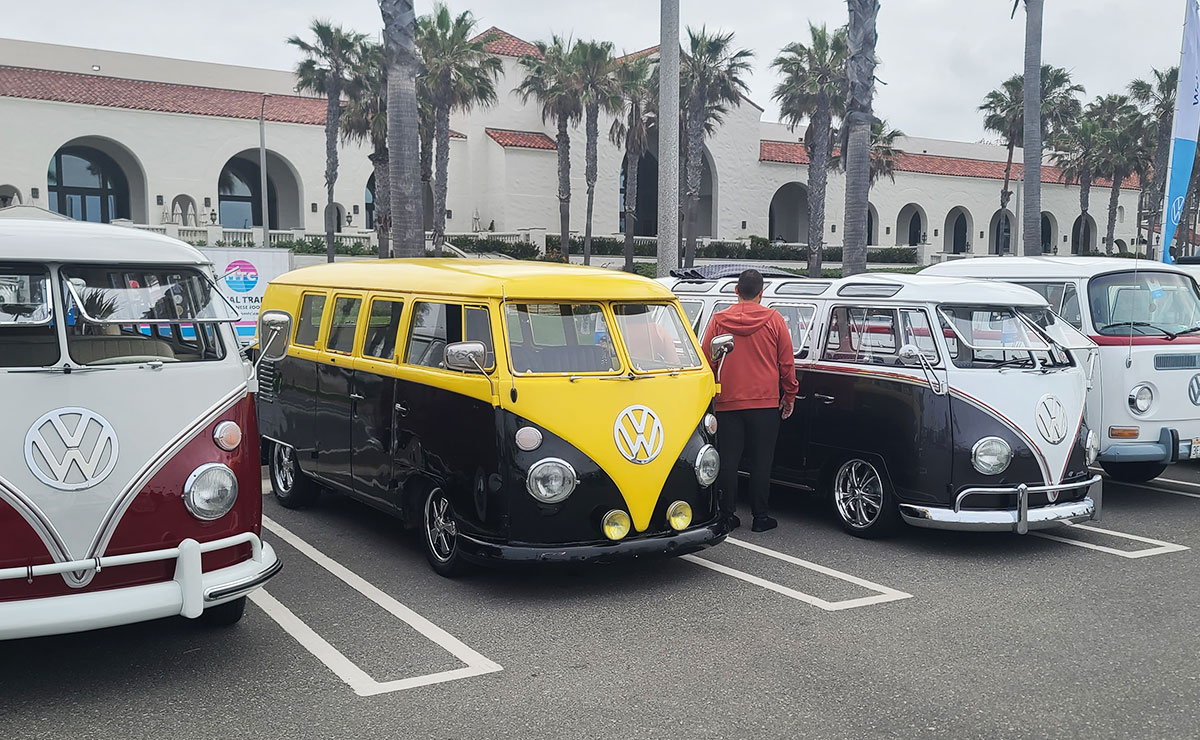 VW ID Buzz celebrated alongside iconic bus at beach party | Automotive News