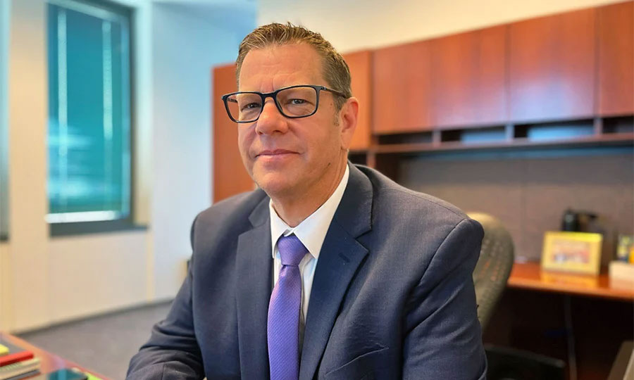 Americans want EVs but face barriers, survey says | Automotive News