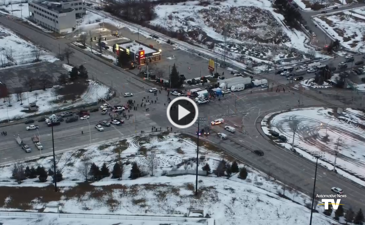 AutoNews Now: Border protest: Ford idles factory in Ohio Video from ...