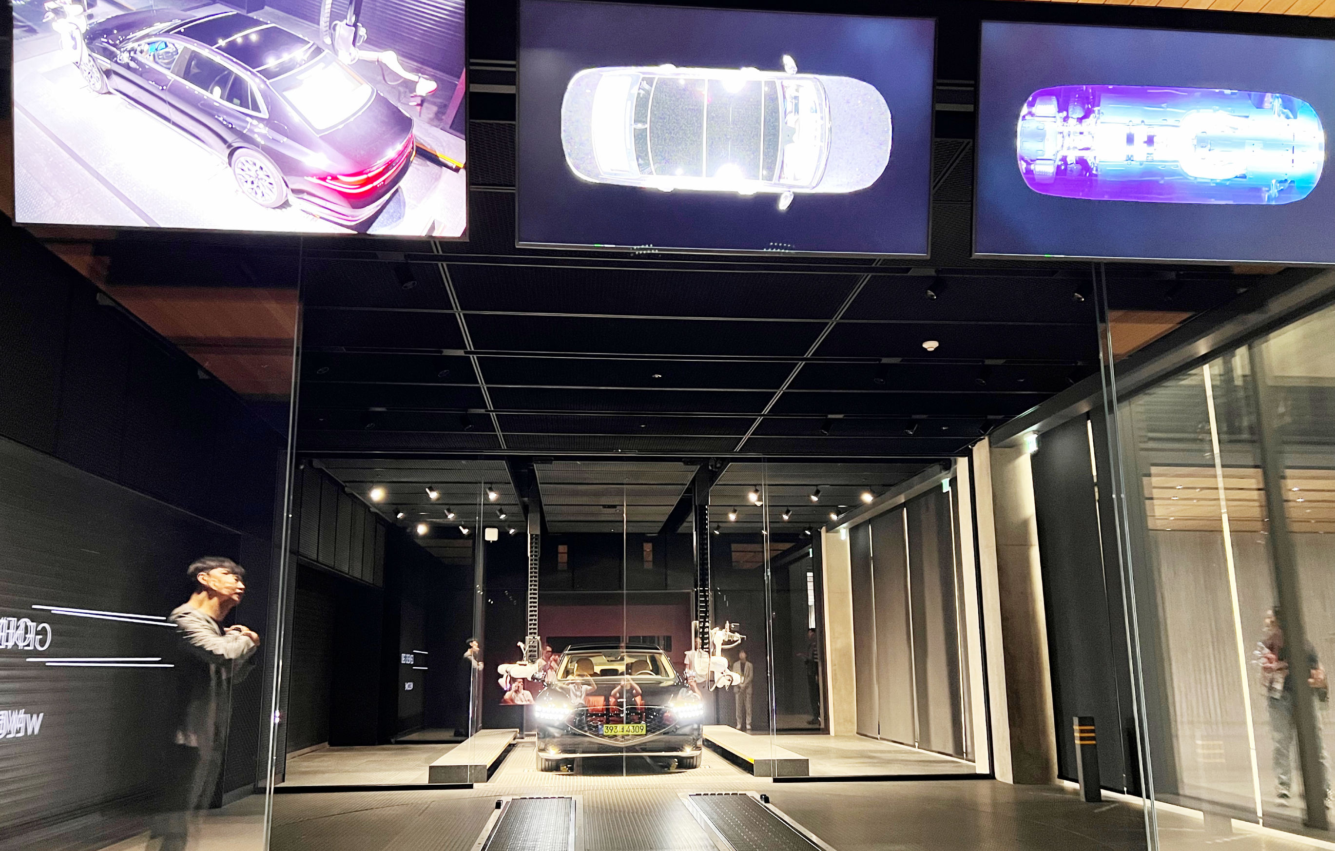 World's biggest Genesis studio treats customers like royalty ...