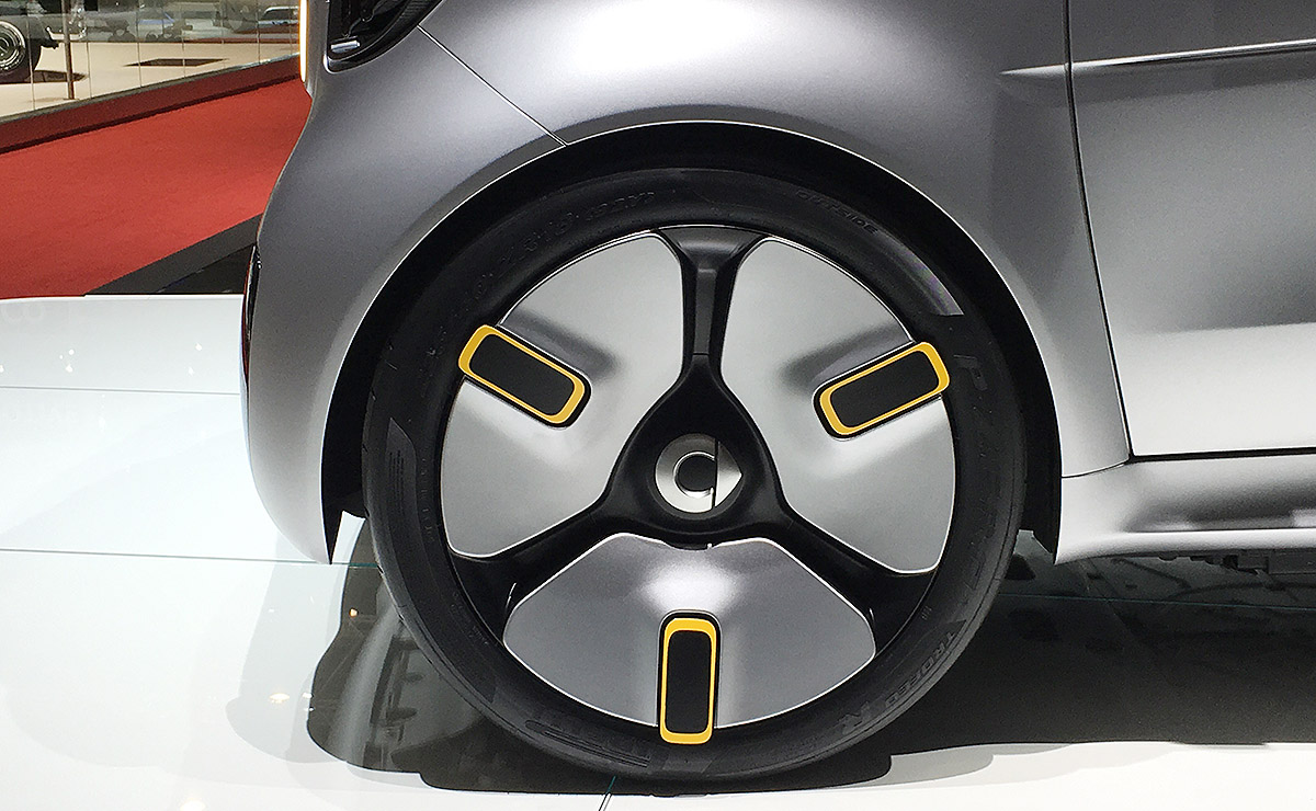 Geneva auto show's colorful wheels | Automotive News