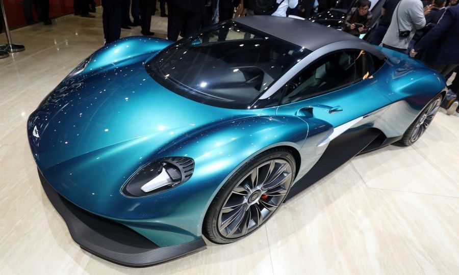 Aston Martin Vanquish Vision concept