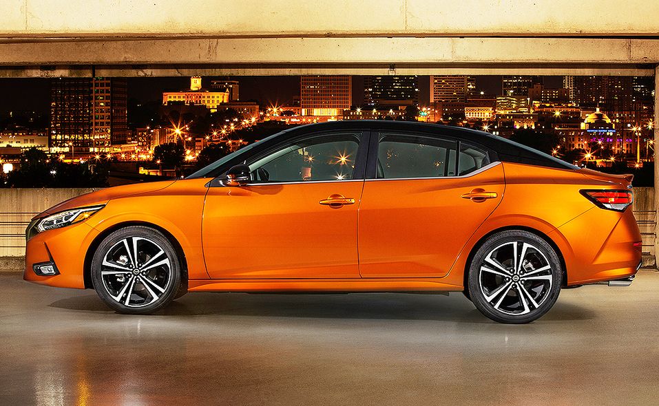 2020 Nissan Sentra photo gallery