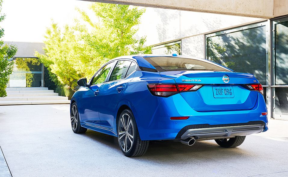 2020 Nissan Sentra photo gallery