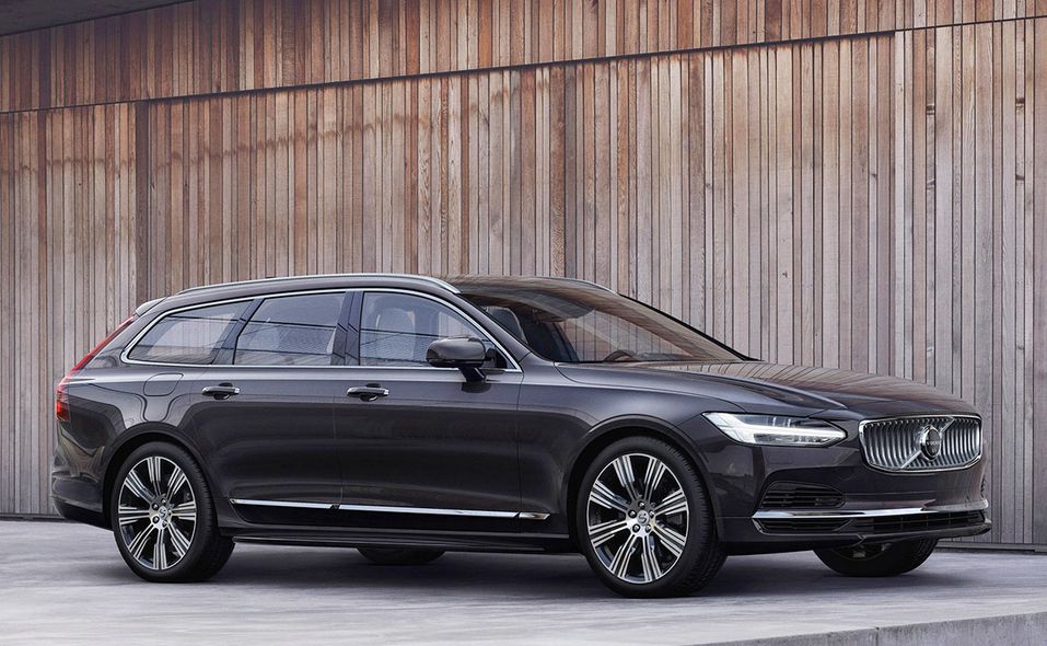 2021 Volvo V90 photo gallery