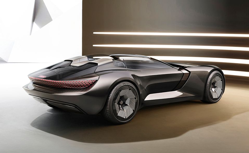 Audi Sky Sphere concept's variable wheelbase transforms it from GT to ...