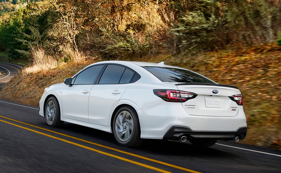 2023 Subaru Legacy photo gallery