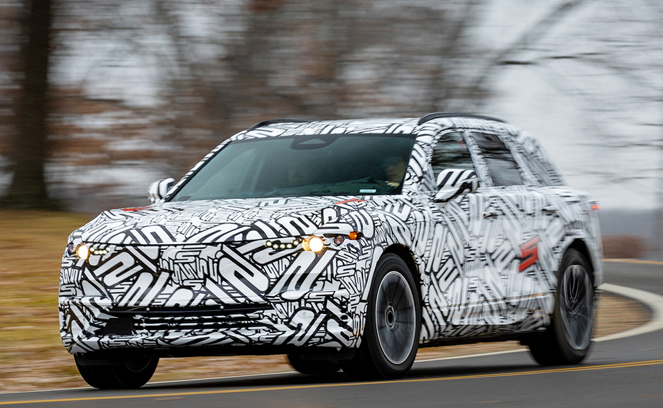 Acura ZDX electric crossover breaks cover in prototype form ...