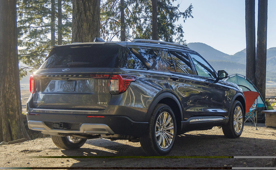 2025 Ford Explorer gets bigger screens but loses hybrid variant ...