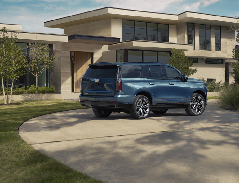 2025 Cadillac Escalade freshened with design inspiration from EVs ...