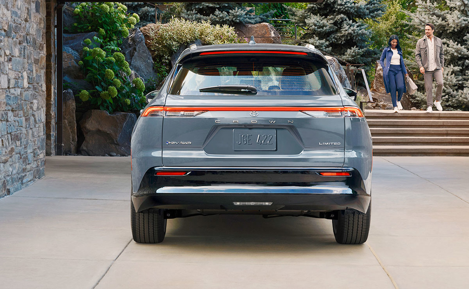 2025 Toyota Crown Signia