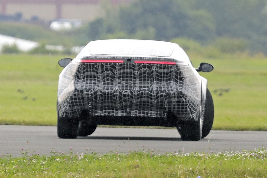 BMW tests high-performance Neue Klasse coupe | Automotive News