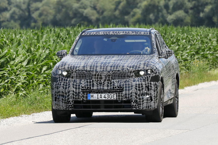 Next-gen BMW X5 hints at Neue Klasse-inspired design | Automotive News