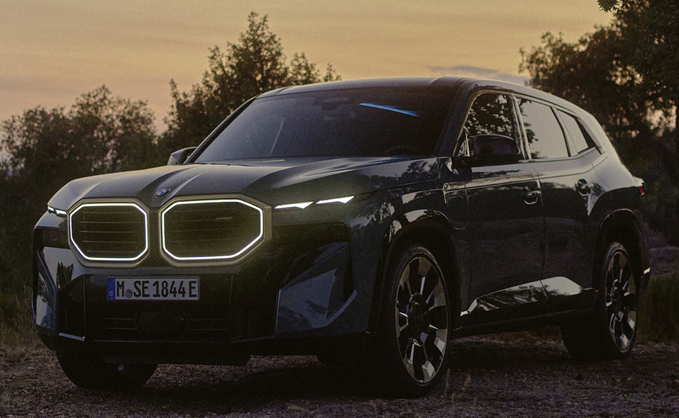 BMW XM photo gallery