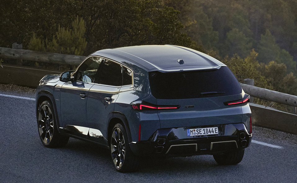 BMW XM photo gallery