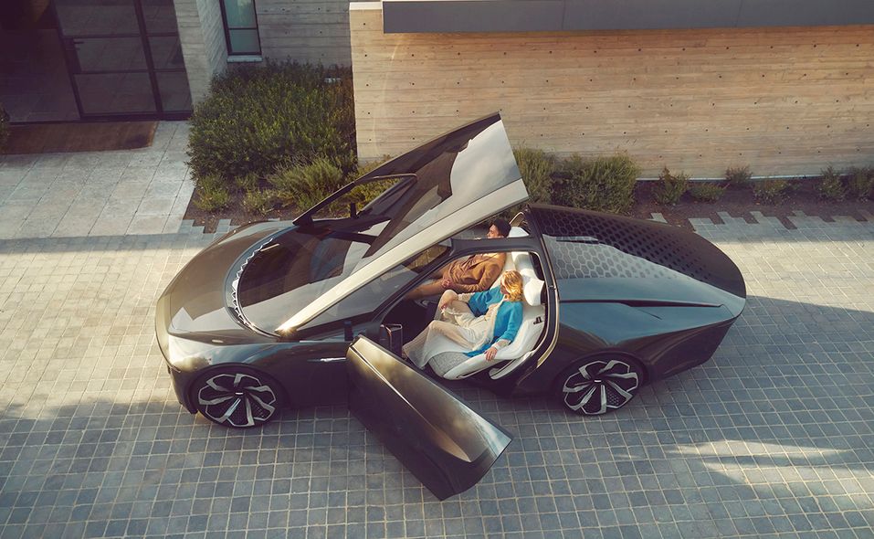 Cadillac InnerSpace concept photo gallery