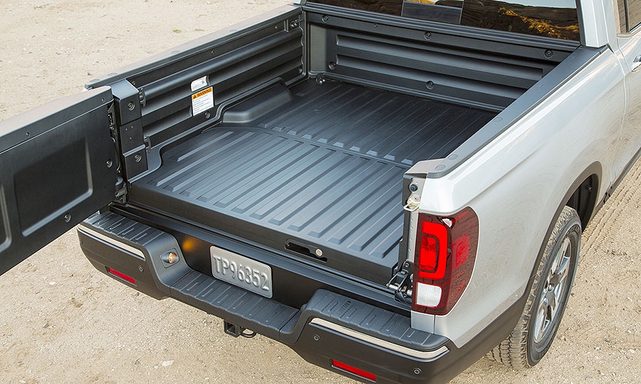 Honda takes second shot at U.S. pickup market with new Ridgeline ...