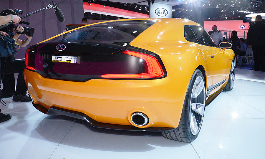 Kia GT4 Stinger concept