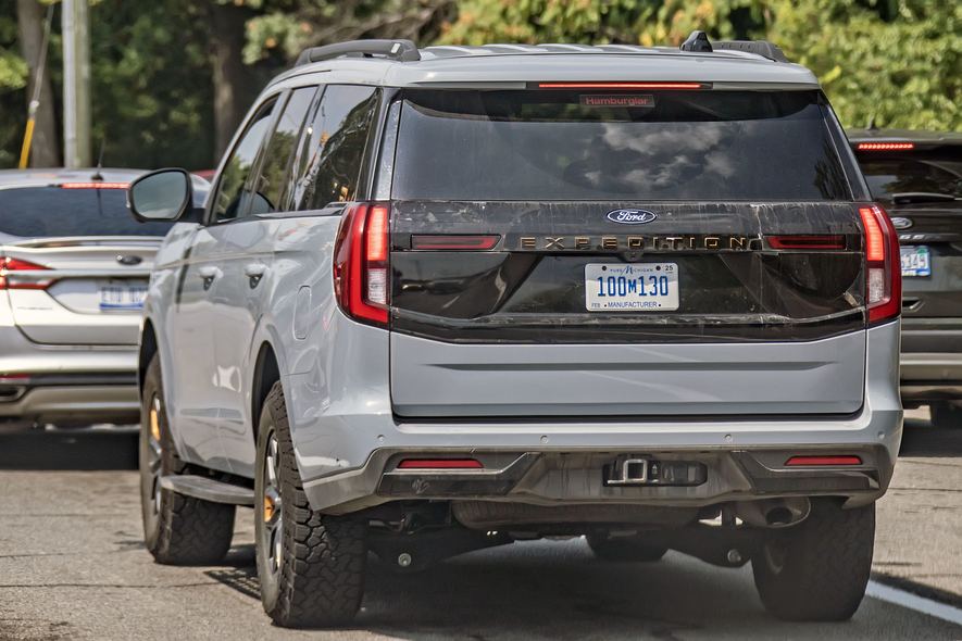 2025 Ford Expedition Tremor spy photos gallery