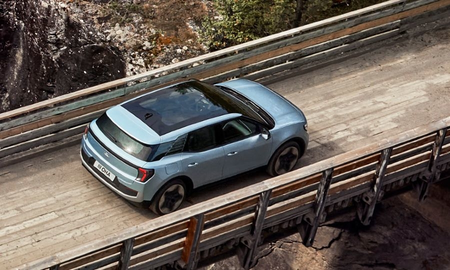 Ford Explorer EV beats key rivals into key segment | Automotive News