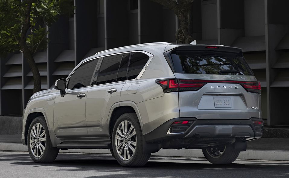 2022 Lexus LX debuts | Automotive News