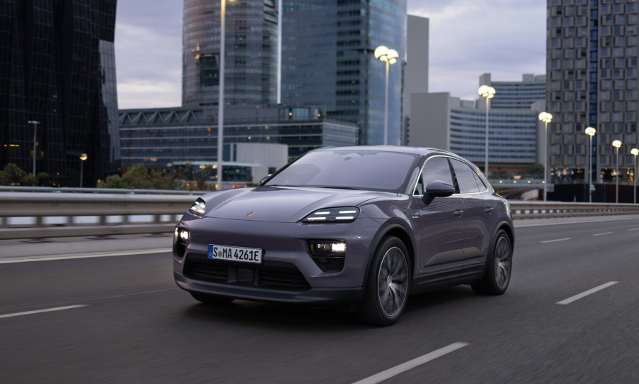 2024 Porsche Macan EV launches in U.S. with 2 variants | Automotive News