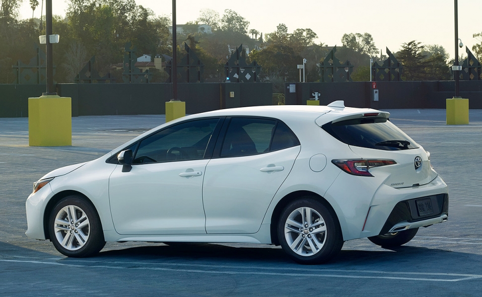 2019 Toyota Corolla hatchback adds tech, drops iM tag | Automotive News