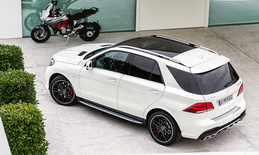 Mercedes adds plug-in hybrid to retooled GLE crossover line ...