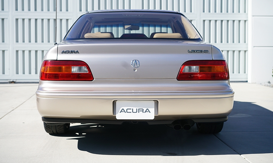 Acura saves rapper Ludacris' 1993 Legend