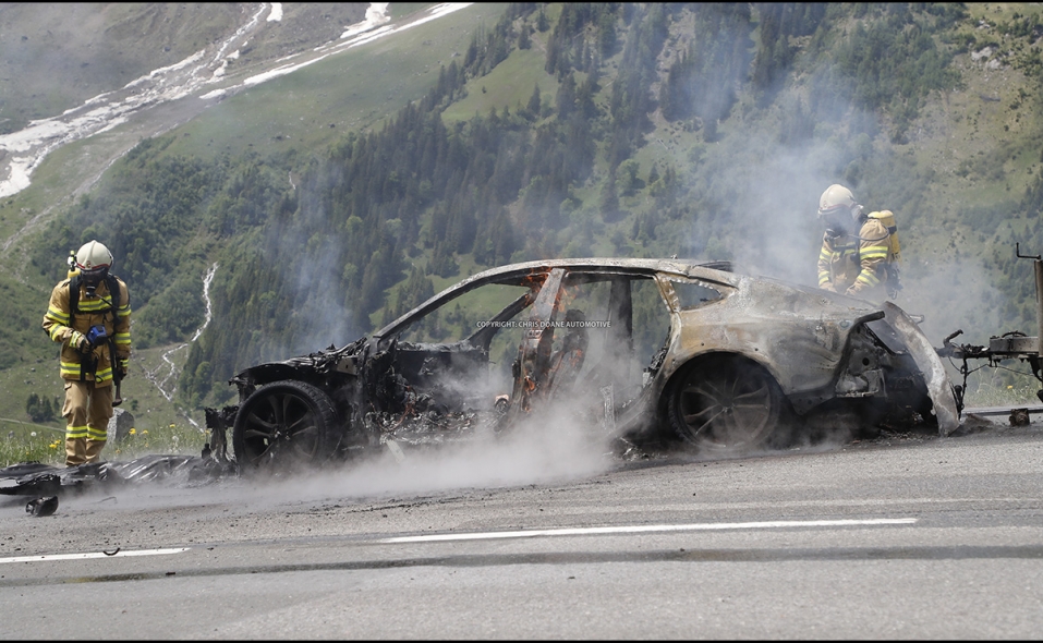 Audi A7 catches fire | Automotive News