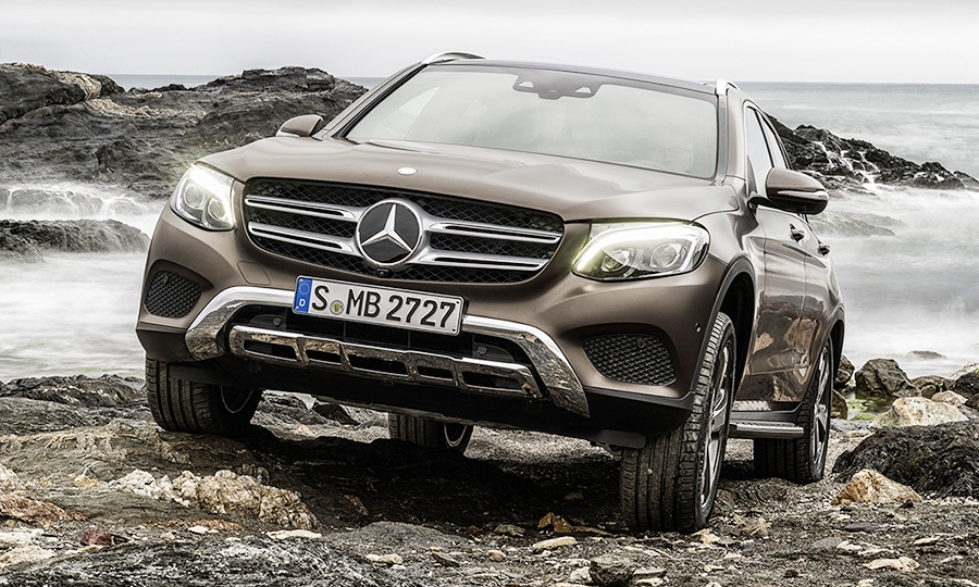 Mercedes GLC crossover moves up in size, features from GLK | Automotive ...