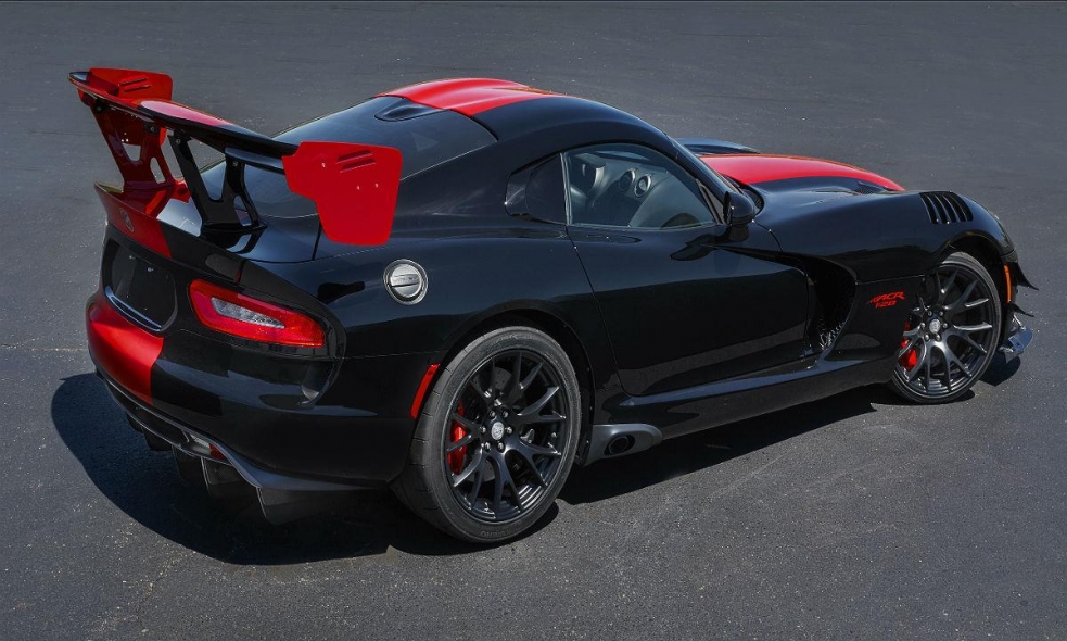 Limited editions mark Viper's final year | Automotive News