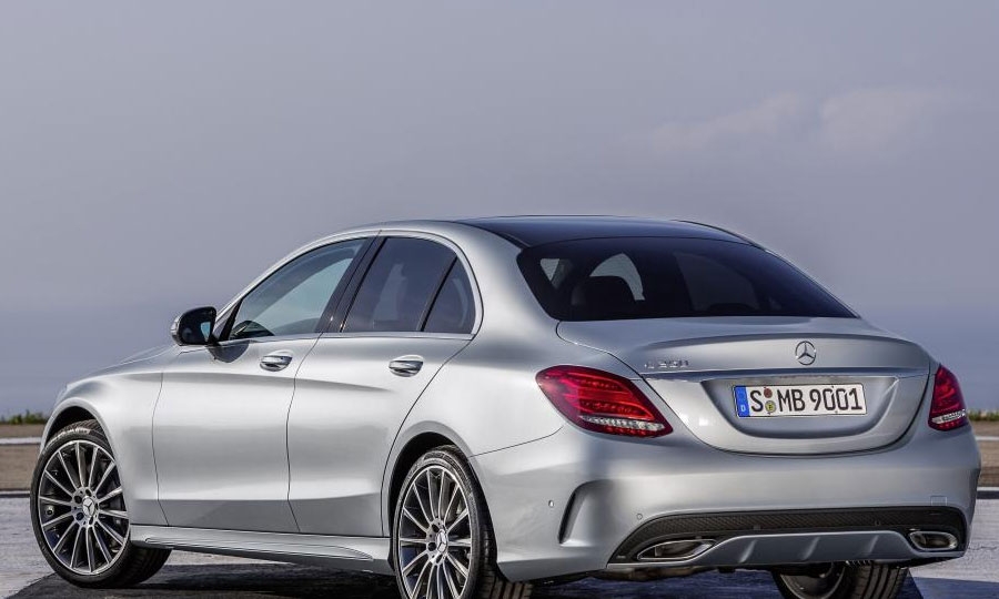 Redesigned Mercedes-Benz C-class sedan packed with new tech ...