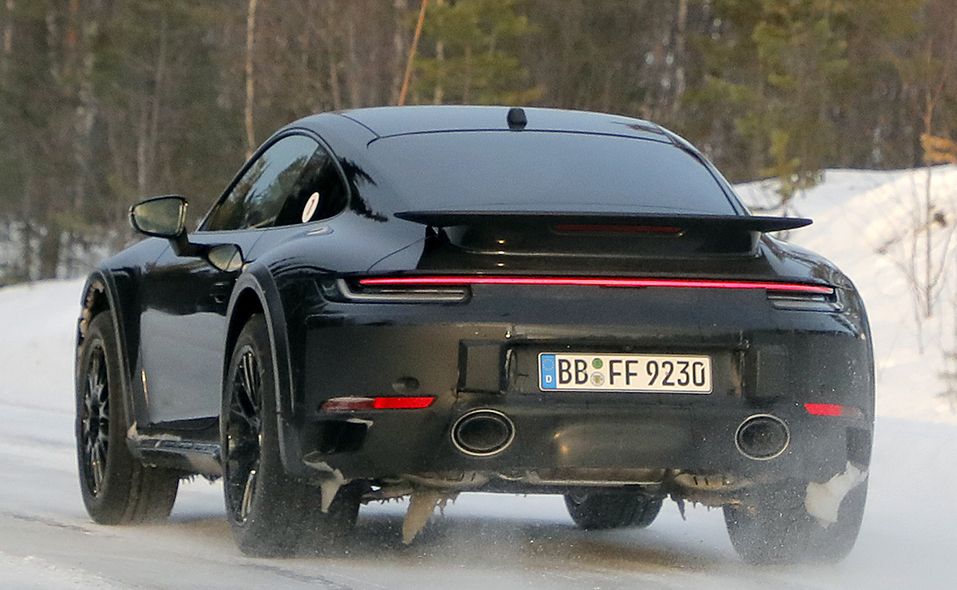 Off-road Porsche 911 tested in the Arctic | Automotive News