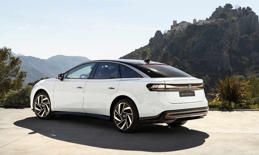 VW ID7 sedan aims to join 300+ mile range | Automotive News